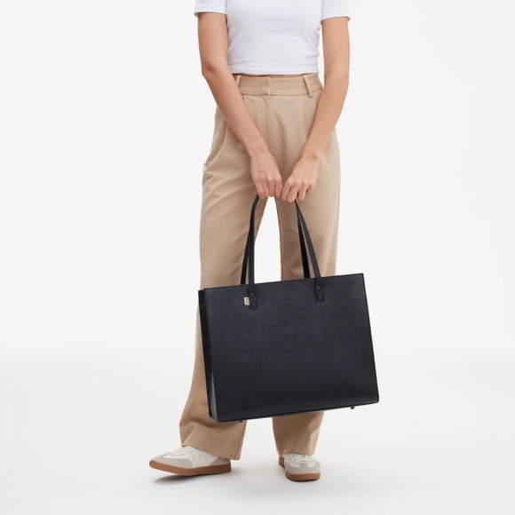BEIS | Bags | Nwt Beis The Work Tote In Black Smooth Vegan Leather ...